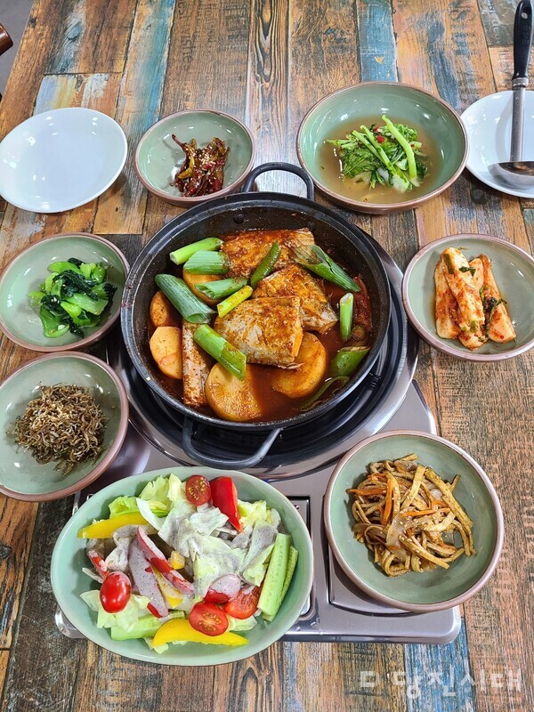 [신설상가] 바당오름 (읍내동) 김주연·오용운 대표“환상 제주도를 그대로 한 상에!”